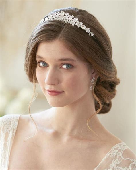 Nicolette Tiara Hairstyle For Tiara Simple Tiara Hairstyles