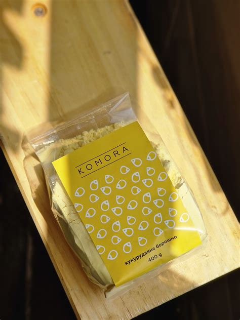 Кукурудзяне борошно Komora 400г