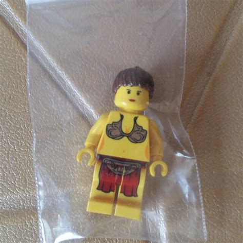 Lego Princess Leia Slave Outfit Hobbies Toys Toys Games On Carousell