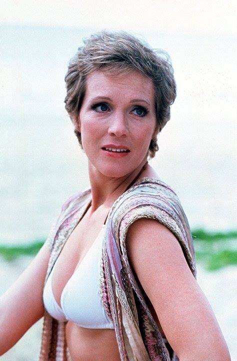 Pin By Gothiclover146 On Julie Andrews Best Actress Julie Andrews