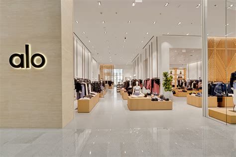 Alo Yoga - Dubai Mall - #1 Dubai Videographer|Dubai Photographer|Abu ...