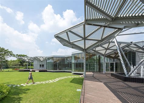 Open Architecture Develops Reconfigurable Construction System