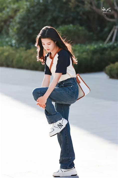 Lu Yu Xiao Lư Dục Hiểu Casual Outfits Style Girly Drawings