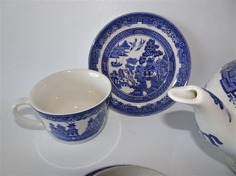 Vintage Blue Willow Pattern Part Tea Set