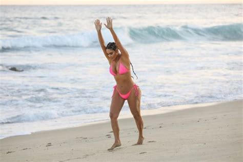 Kim Kardashian Sexy Pink Bikini In Cabo San Lucas 22 Photos The