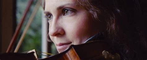 Visionary Italian Violinist Lorenza Borrani Returns To Australia