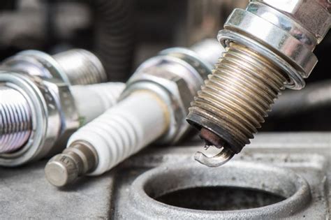 How To Test A Spark Plug With And Without A Spark Plug Tester