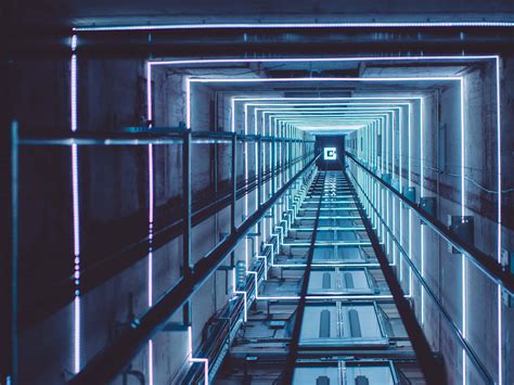 100 Elevator Pictures