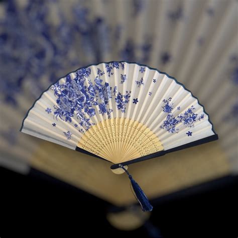 قیمت و خرید بادبزن دستی مدل چوبی نقره کوب