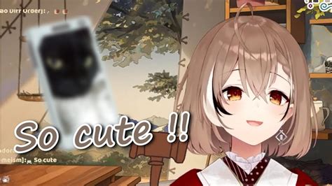 Mumei talking about Fauna's adorable phone background - YouTube