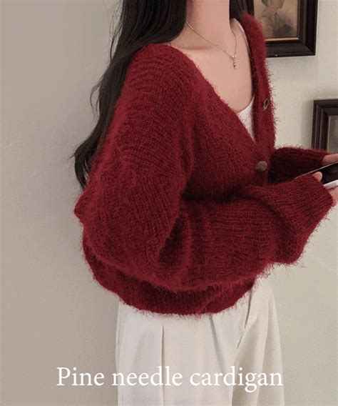 [🥀색감 부드러움 1등 ]흐르는 여리핏 솔잎 앙고라 브이넥 크롭 가디건 에이블리