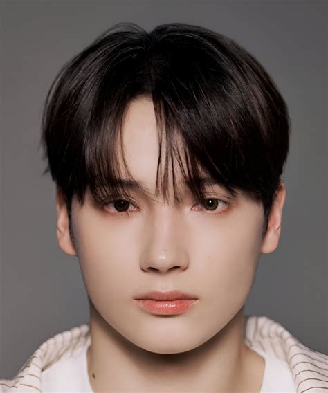 Huening Kai 휴닝카이 Mydramalist