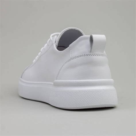 Купити Білі Кеди для жінок шкіряні демісезонні на весну взуття весняне