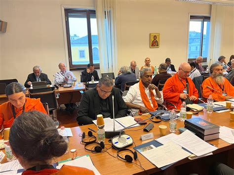 Meeting Of Hindus And Christians In Europe Takes Place In Vatican