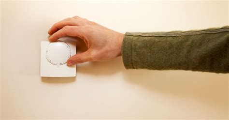 How Does A Thermostat Work And How Can It Help Me Save Money
