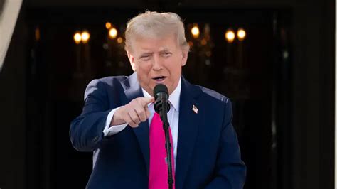 טראמפ מאשים את אובמה בבגידה ערוץ 7