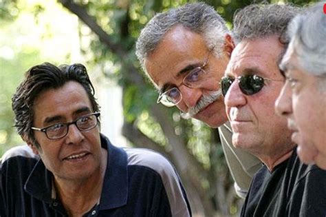 خبرآنلاین عکس سیگار روشن کردن خسرو شکیبایی برای داریوش مهرجویی