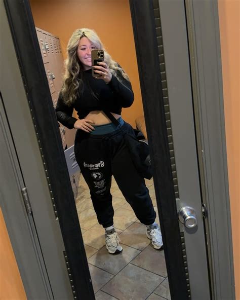 Ashlene 🤍 Instagram