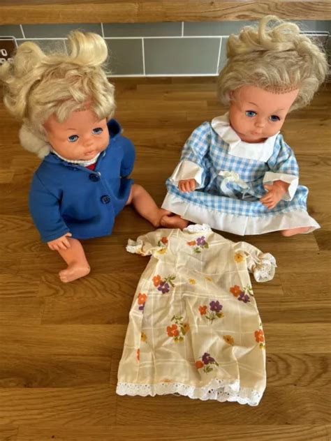 Two Vintage 1970s Palitoy Tiny Tears Dolls And Outfits £6000 Picclick Uk