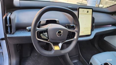 볼보 전기차 Ex30 팝업스토어 피치스도원 네이트뷰