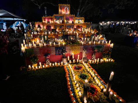 Photos Of Day Of The Dead Celebration At Hollywood Forever Cemetery