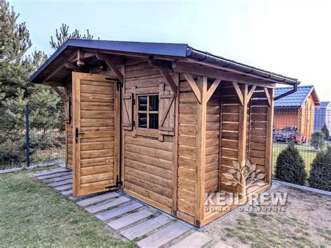 Domek Z Małą Drewutnią Maja Kejdrew Domki Z Drewna Drewutnie
