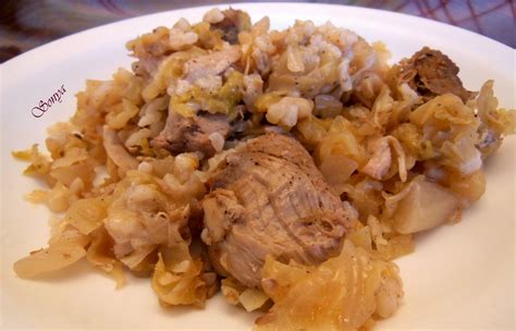 Моето сладко хоби Свинско месо с кисело зеле и ориз на фурна