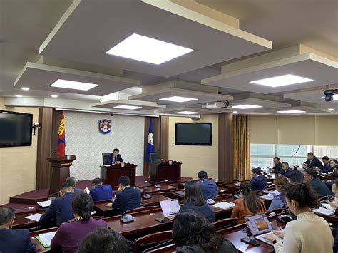 Иргэдийн өргөдөл гомдол болон албан бичгийг хугацаанд нь шийдвэрлэхийг