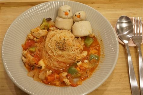 직접만든 토마토소스에 30kcal콩담백면을 곁들였어요~