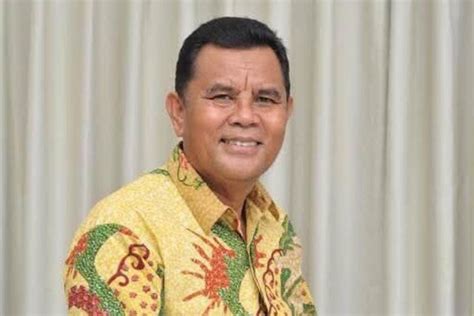 Profil Bupati Sumbawa Terpilih Syarafuddin Jarot Dari Pengusaha Ke