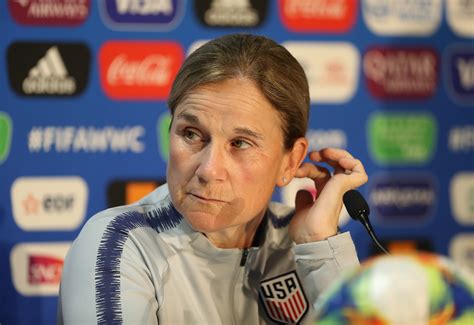 Jill Ellis Responds To Hope Solos Criticism