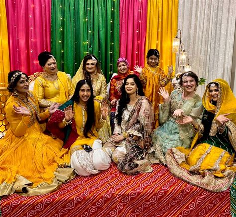 The Big Easy Kin In The Making And Bisons At Fermilab