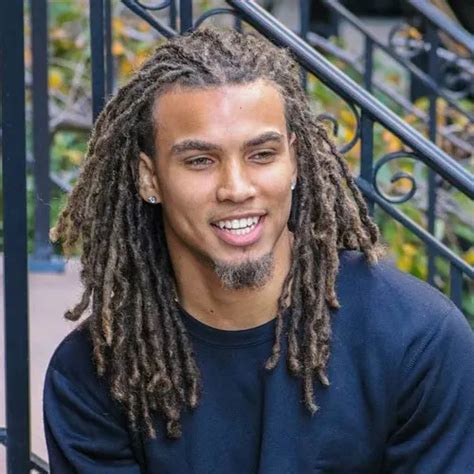 27 Popular Light Skin Haircuts For Men