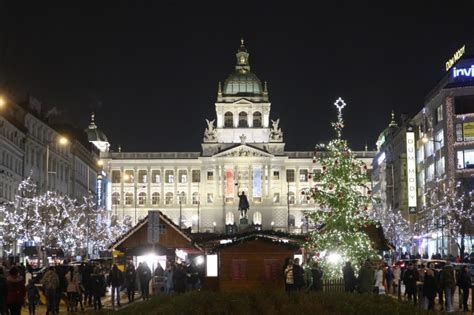 세계여행 94일차체코 프라하맥주샴푸 마뉴팍투라 구시가지 And 바츨라프 광장 크리스마스 마켓 짠내투어 브 콜코브네v Kolkovne 맥주펍 후사husa 네이버 블로그