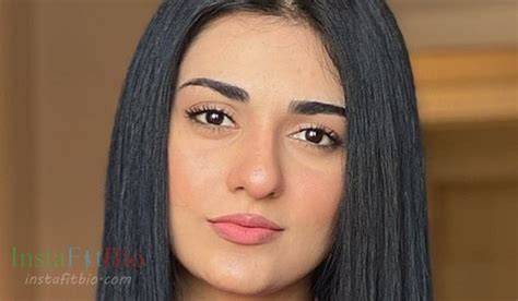 Sarah Khan Bio Age Height Wiki Models Biography