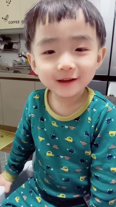 3세아기의 가족소개🥰 Youtube