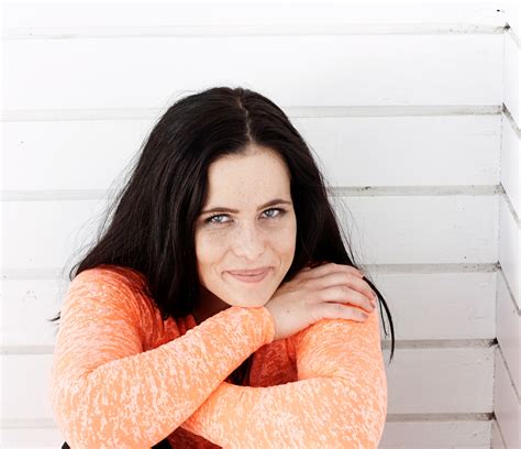 Dansk Influencer Matilde Trobeck Er Gravid Se Og HØr