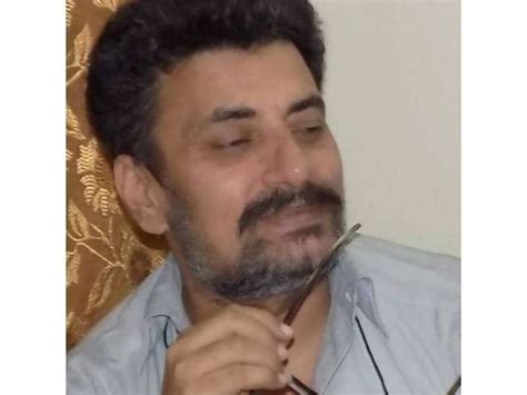 Idrees Azad ادریس آزاد Writer Of Urdupoint Articles And Features