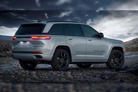 2023 Jeep Cherokee Trailhawk 4dr Suv 4wd