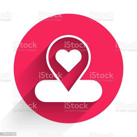 긴 그림자로 격리 된 하트 아이콘흰색지도 포인터 발렌타인 사랑 위치 로맨틱 지도 핀 빨간색 원 버튼입니다 벡터 개념에 대한 스톡 벡터 아트 및 기타 이미지 Istock