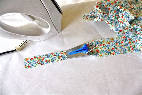 Making Bias Tape MADE EVERYDAY