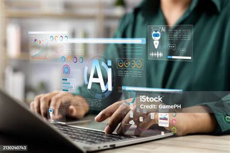 사업가는 인공 지능 Ai 기술을 사용하여 작업 효율성 향상 데이터 분석 및 효율적인 도구를 사용하고 Ai 솔루션 챗봇으로 작업 잠재력을 잠금 해제하여 작업 문제를 해결합니다