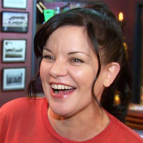 Pauley Perrette Ncis Star Suffered A Massive Stroke Last Year