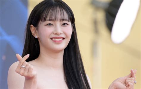 Ex Loonas Chuu To Her Long Awaited Solo Debut In October