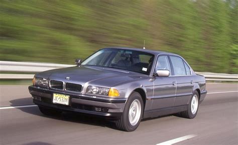 Tested 1995 V 12 Luxury Sedan Comparison