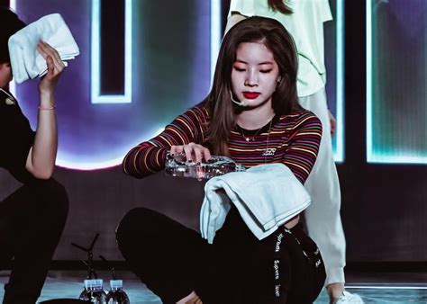 pin by larissa chwe on dahyun kim