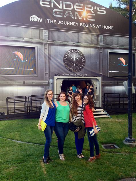 Exclusive We Sat Down With Hailee Steinfeld From Ender S Game