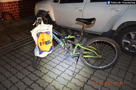 Mlad K Si Chcel Ur Chli Cestu Jazdou Na Detskom Bicykli Nielen E Nab Ral E Te Aj Naf Kal