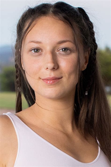 Isabella De Laa Profile Images The Movie Database Tmdb