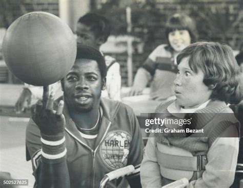 Round It Goes Reggie Franklin Of The Harlem Globetrotters Makes